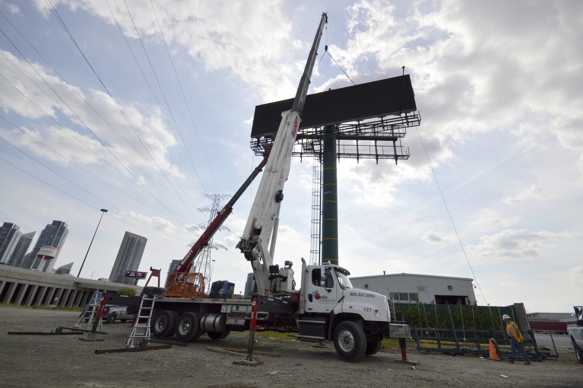 Commercial Sign Installation Services and Ongoing Maintenance – Media ...